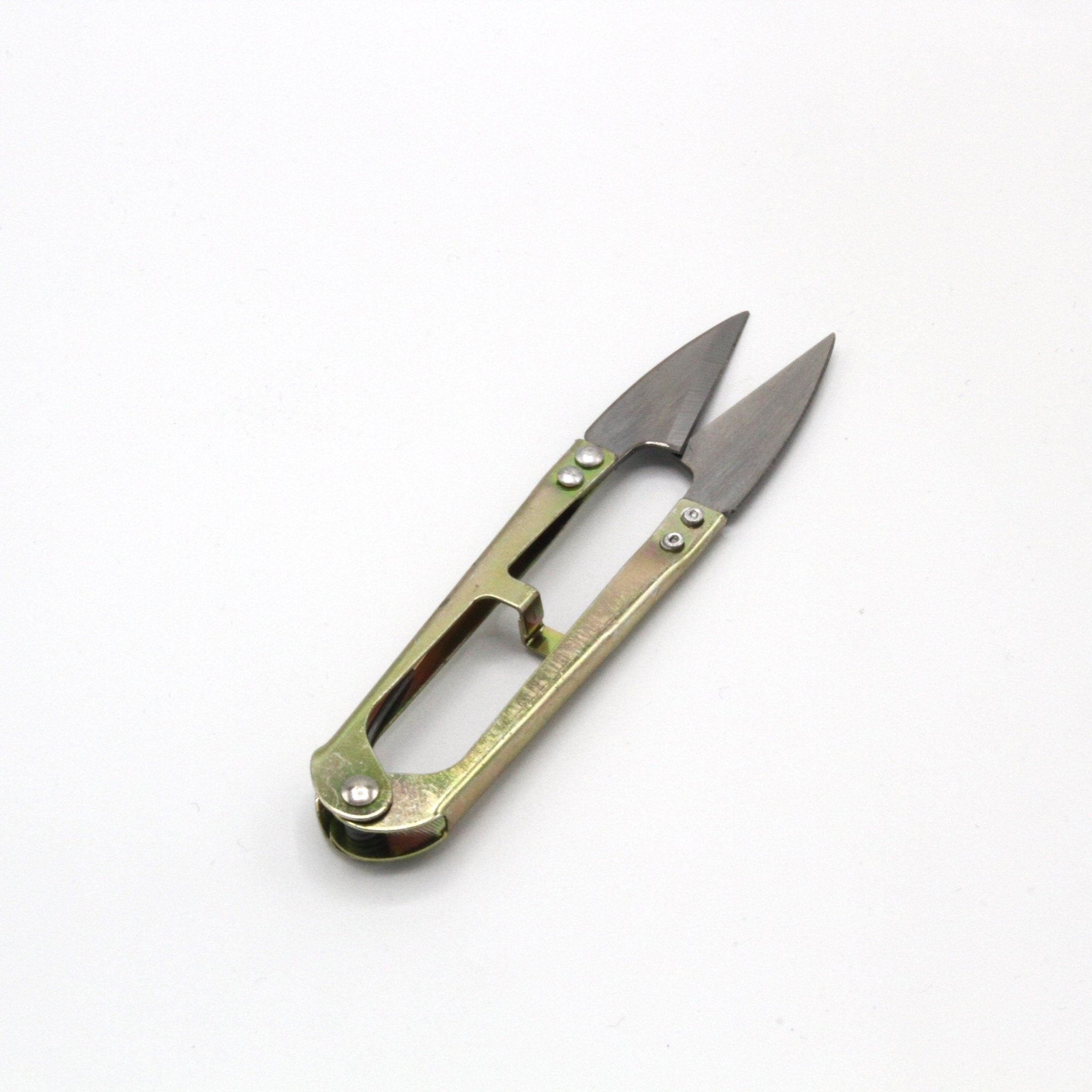 Ciseau coupe fil en métal doré et lames argentées — TissusPapi.com